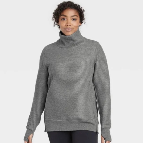 all in motion | Tops | Ml All In Motion Gray Quilted Long Sleeve ...